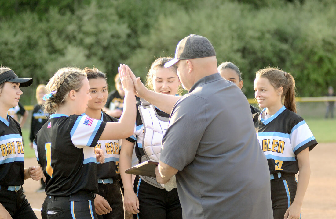 Golden Bears clinch third-straight sectional title | News, Sports, Jobs ...